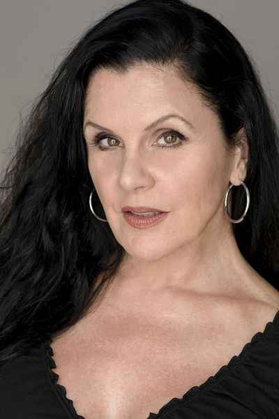 Bess Motta - About - Entertainment.ie