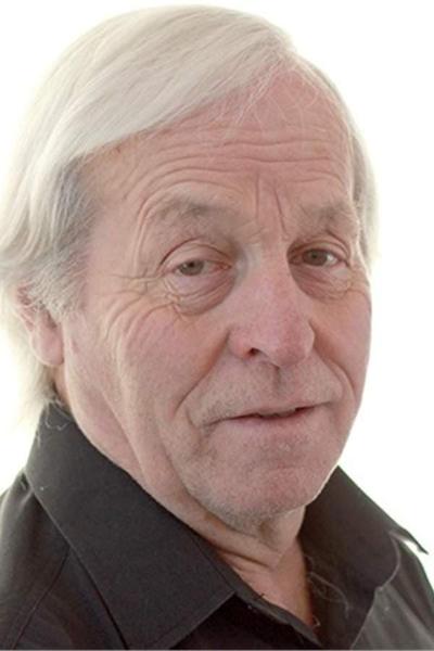 Frank Edwards - About - Entertainment.ie