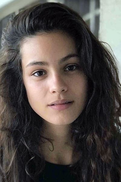 Lise Lomi - About - Entertainment.ie