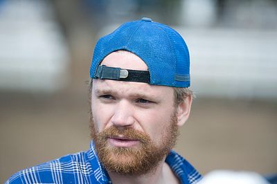 Zeke Hawkins - About - Entertainment.ie