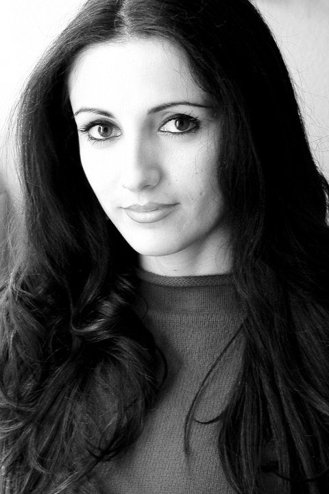 Rina Fernandez - About - Entertainment.ie