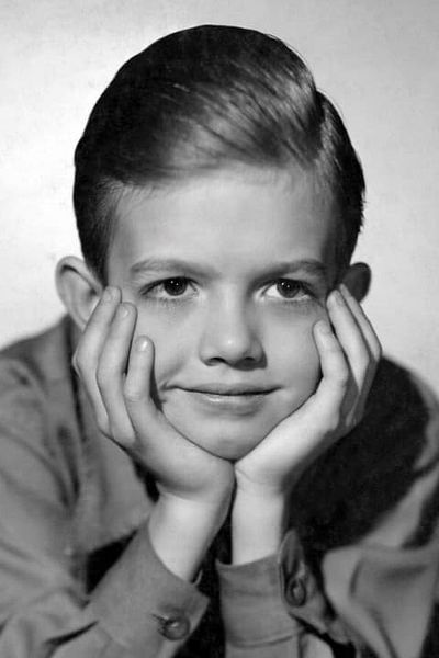 Danny Mummert - About - Entertainment.ie