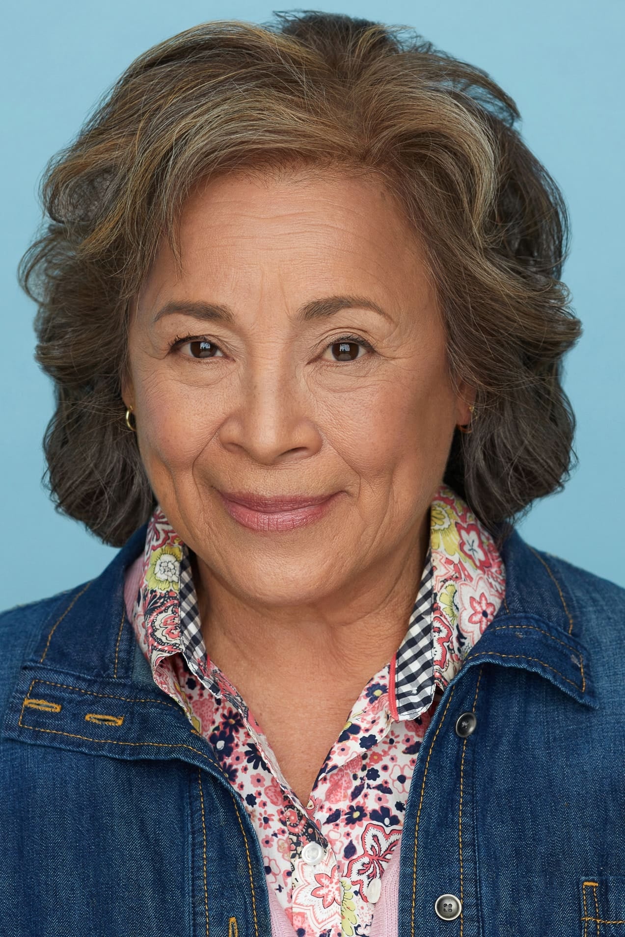 Alma Martinez - About - Entertainment.ie