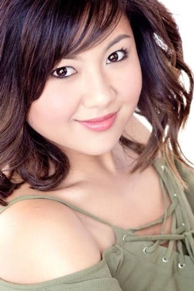 Mallory Low - About - Entertainment.ie