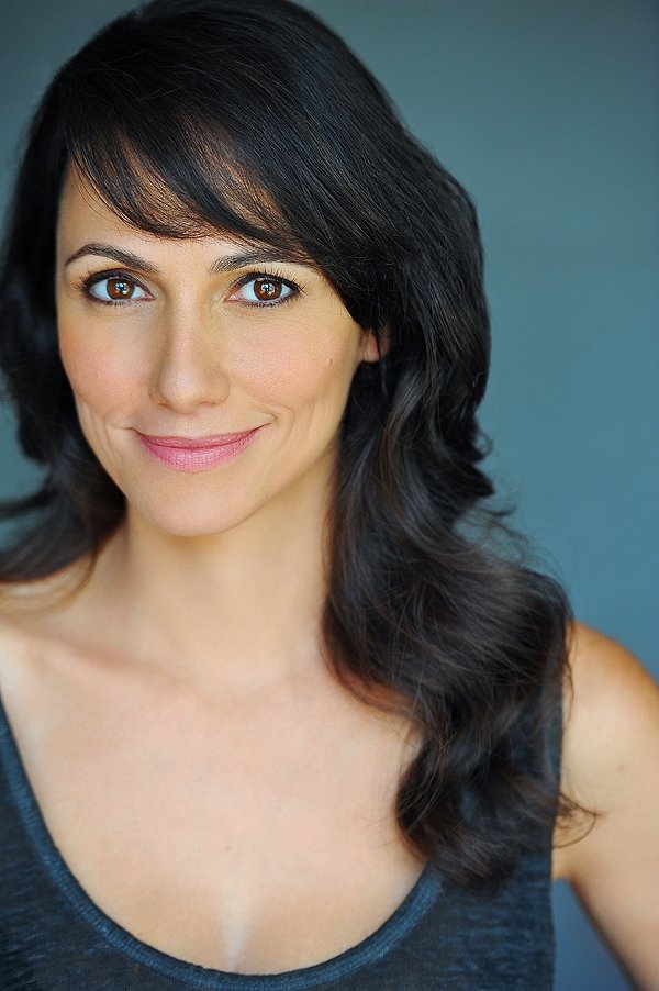 Azize Erim - About - Entertainment.ie