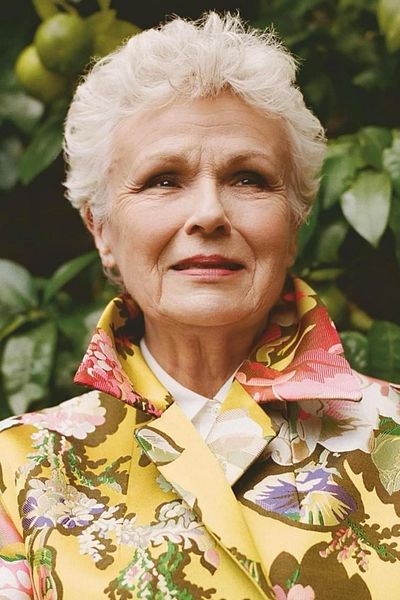 Julie Walters - About - Entertainment.ie