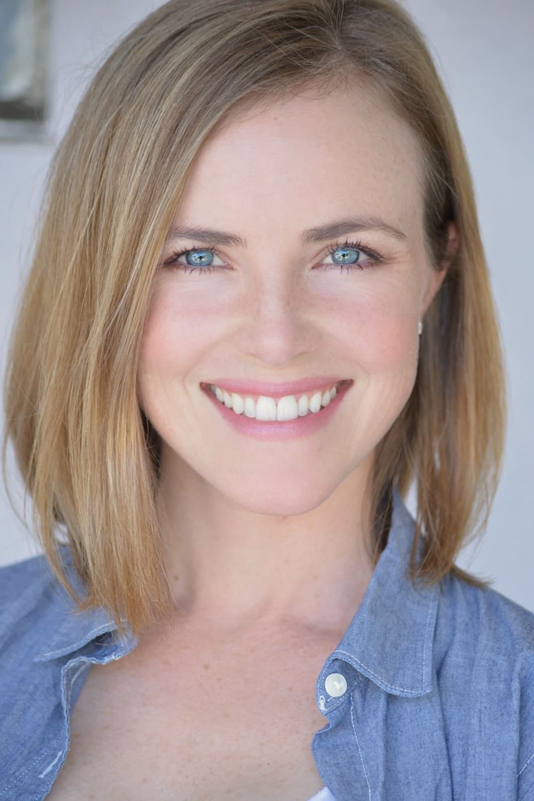 Rosalie Ward - About - Entertainment.ie