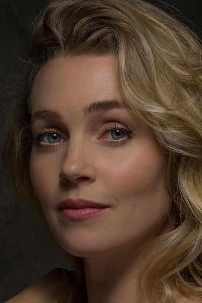 Harriet Jones - About - Entertainment.ie