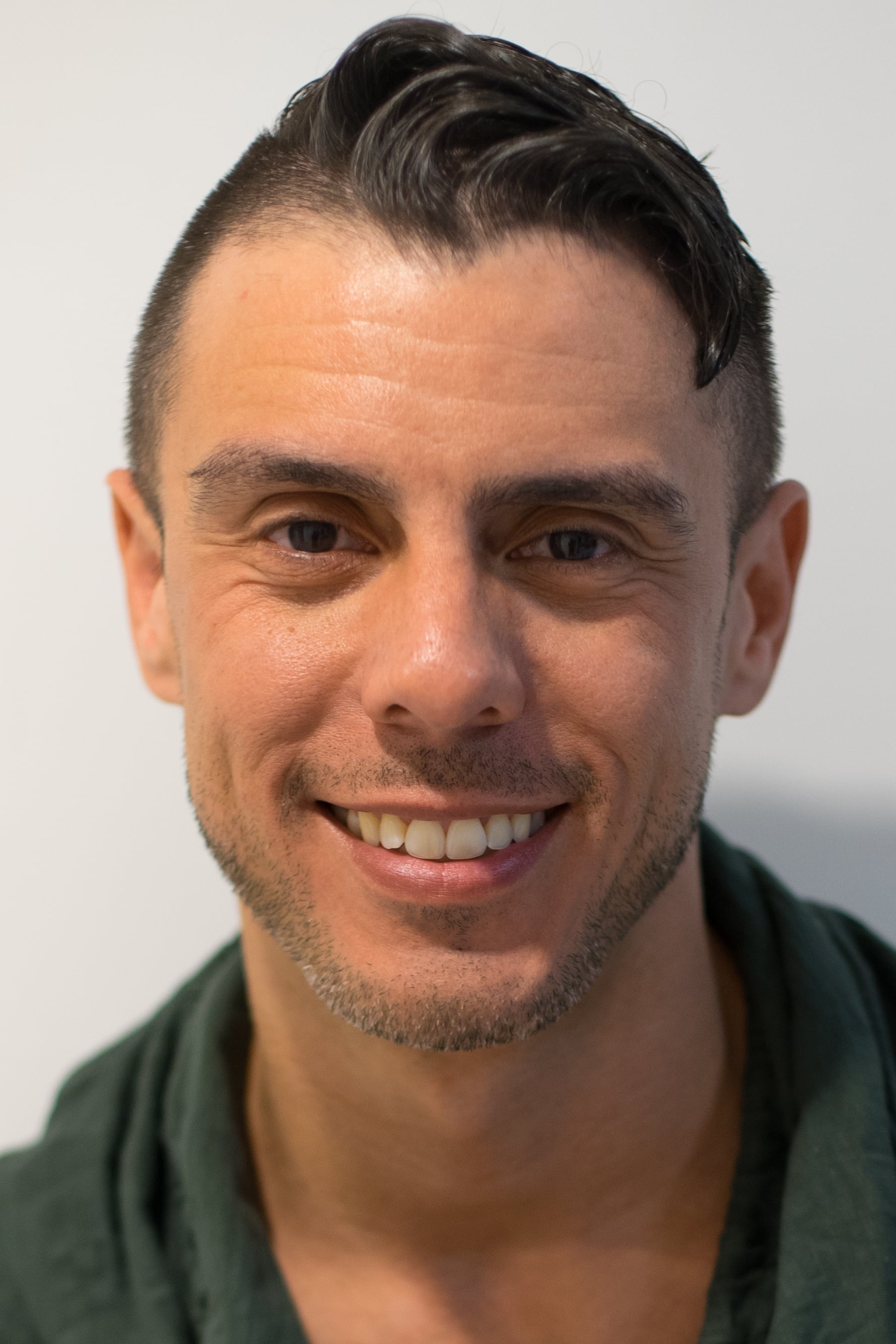 Geronimo Frias, Jr. - About - Entertainment.ie