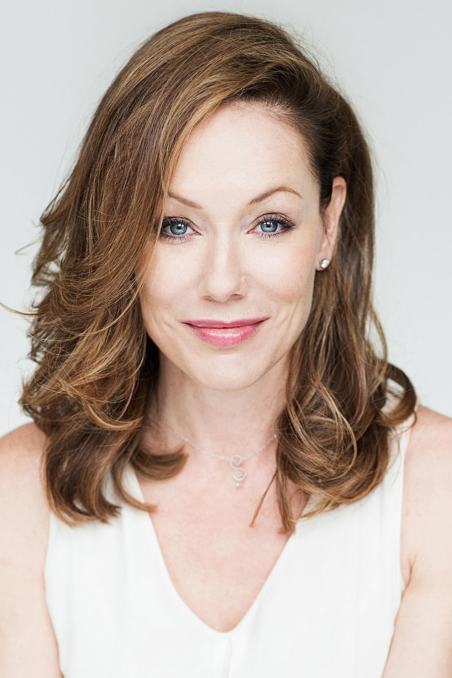 Simone-Elise Girard - About - Entertainment.ie