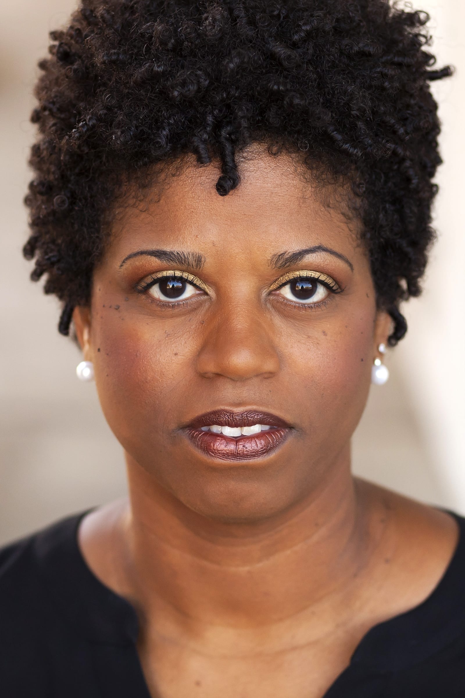 Marlo Scheitler - About - Entertainment.ie