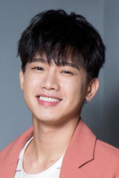 Sing Hom - About - Entertainment.ie