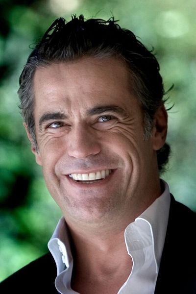 Edoardo Costa - About - Entertainment.ie