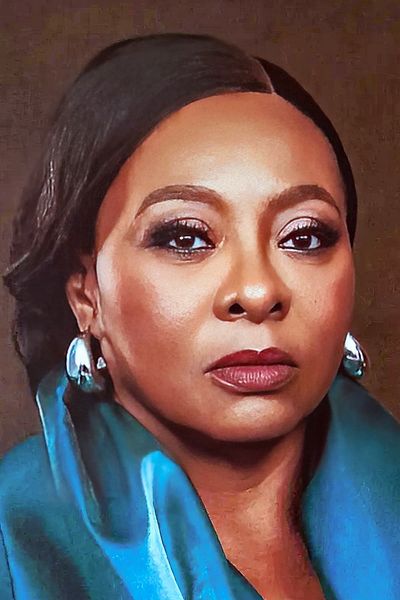 Gloria Anozie - About - Entertainment.ie