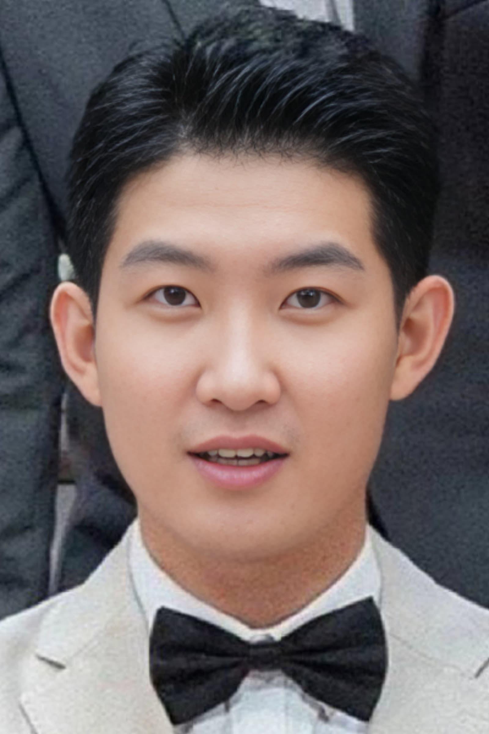 Yan Peilun - About - Entertainment.ie