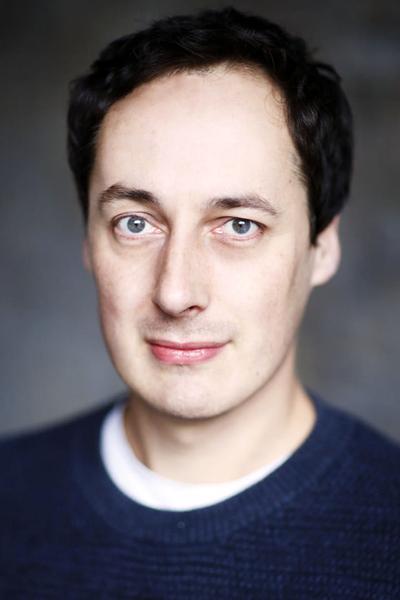 Tom Bell - About - Entertainment.ie