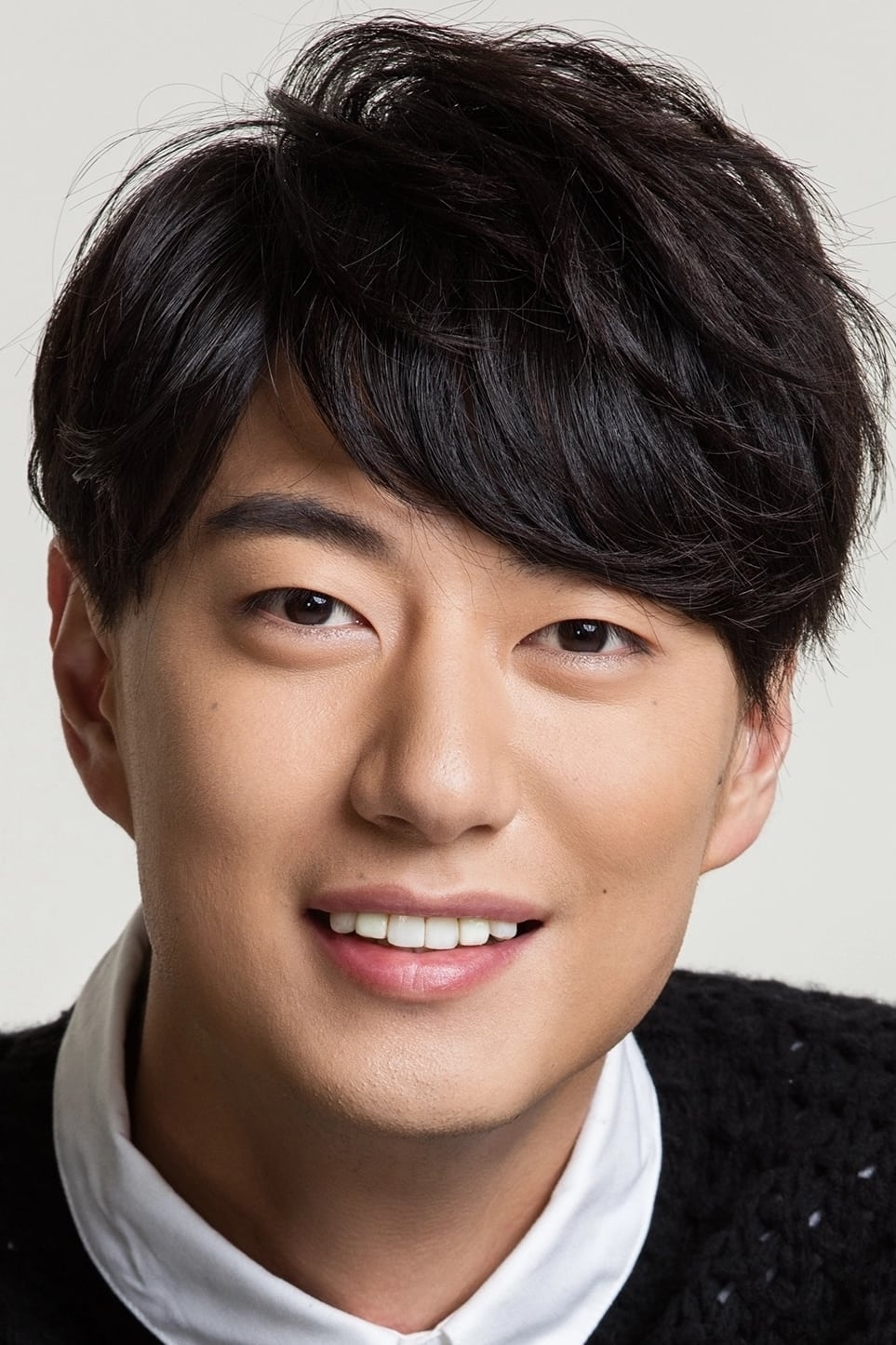 He Yichen - About - Entertainment.ie