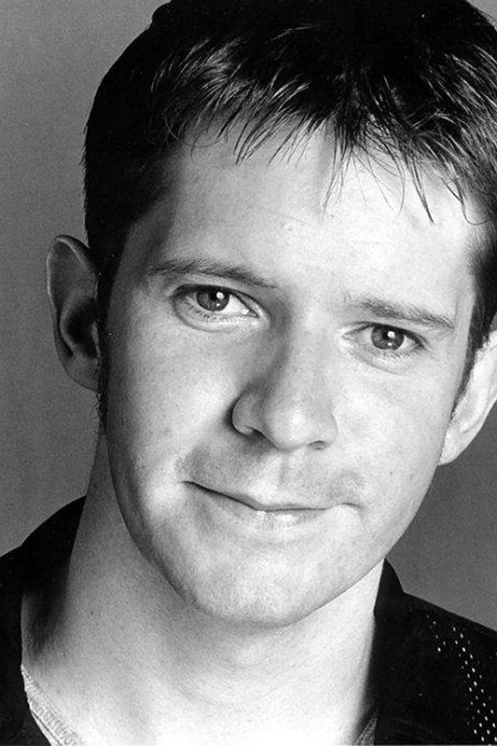 Giles New - About - Entertainment.ie