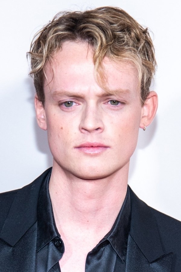 Anson Boon - About - Entertainment.ie