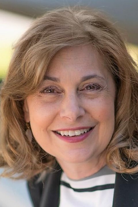 Leslie Dianne - About - Entertainment.ie