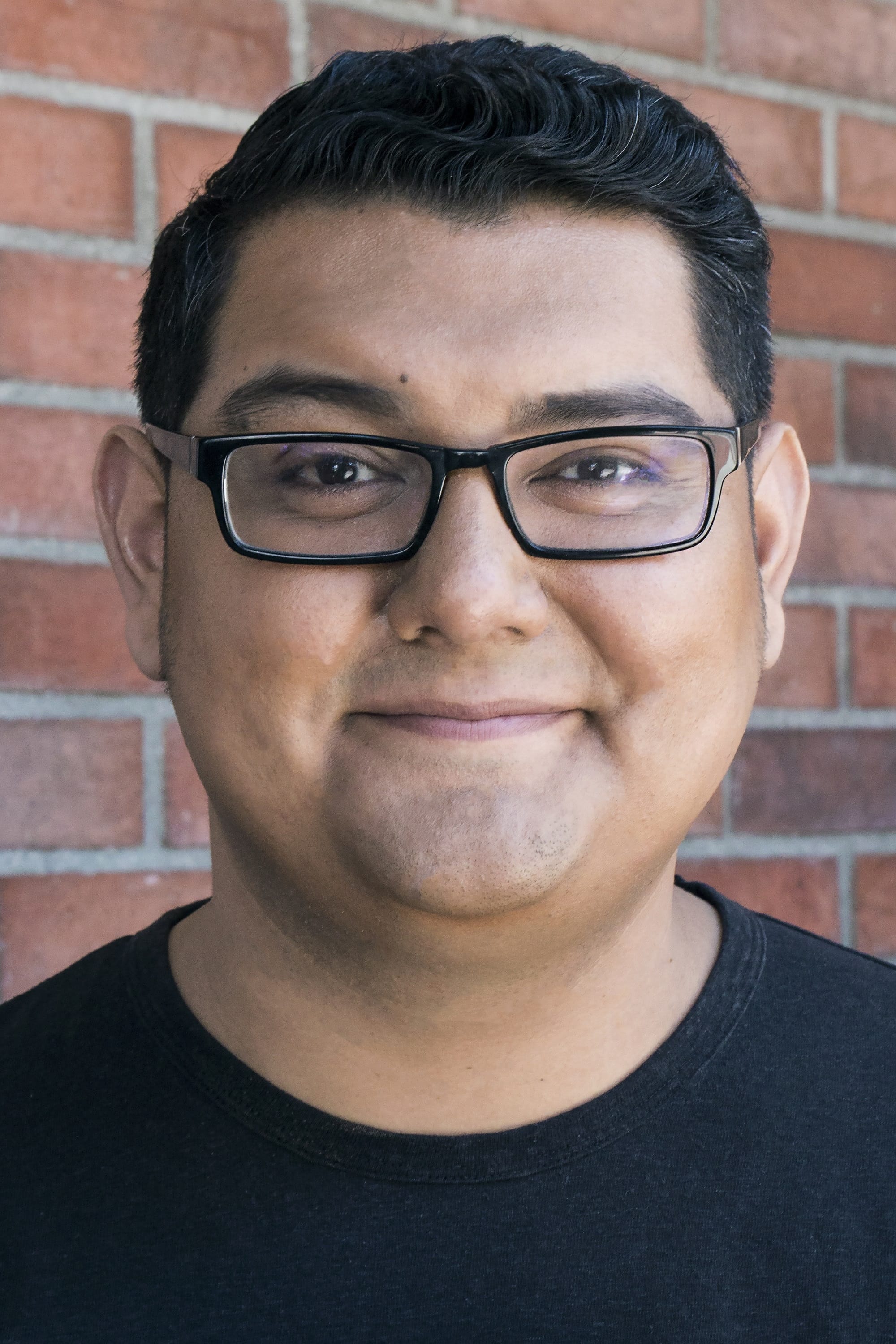 Joe Hernandez - About - Entertainment.ie