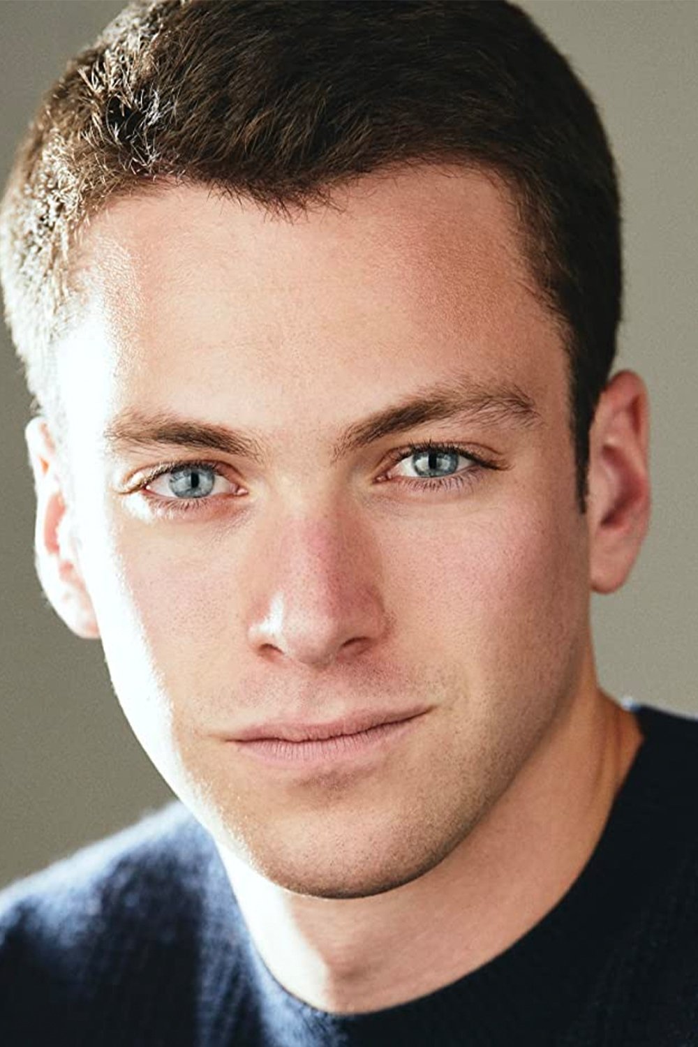 Philip Schneider - About - Entertainment.ie