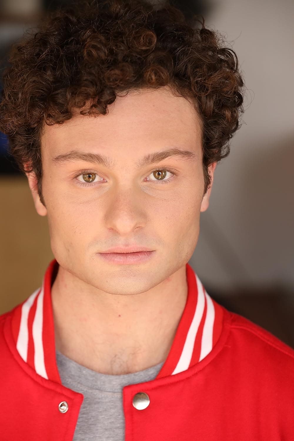 Zach Primo - About - Entertainment.ie