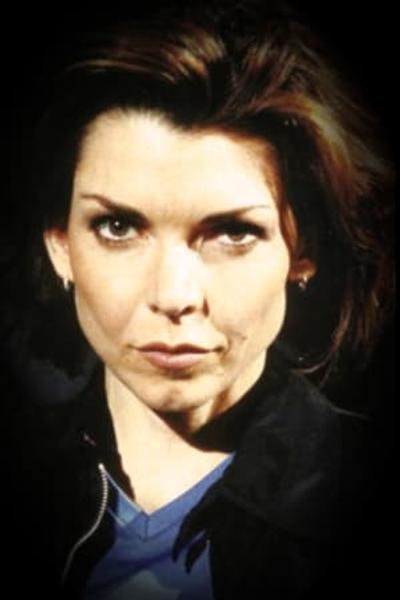 Lisa Howard - About - Entertainment.ie