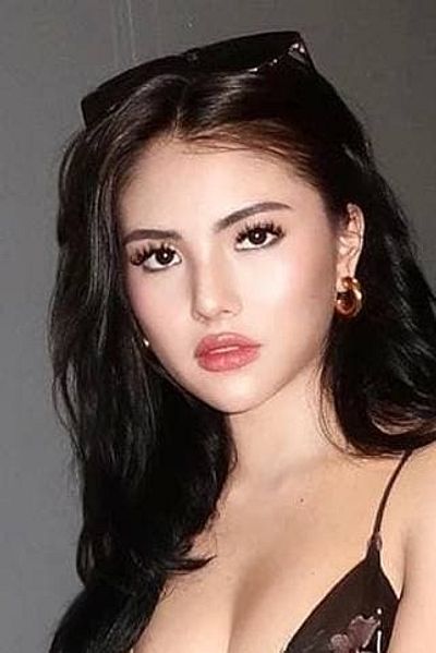 Caira Lee - About - Entertainment.ie