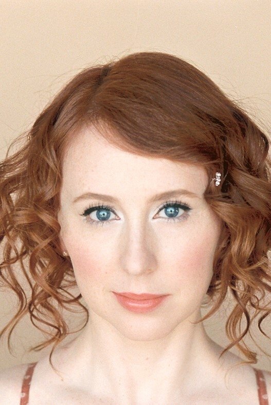 Jennifer Holloway - About - Entertainment.ie