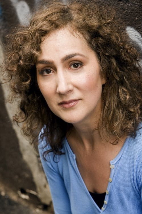 Shannon McDonough - About - Entertainment.ie