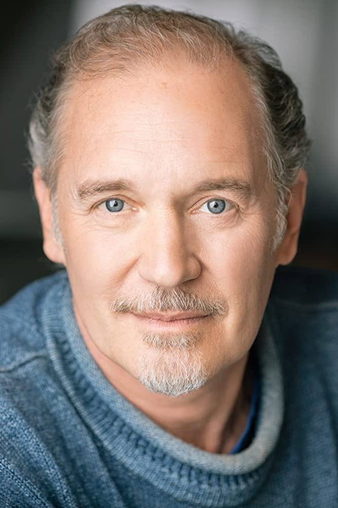 Amelia Curtis - About - Entertainment.ie