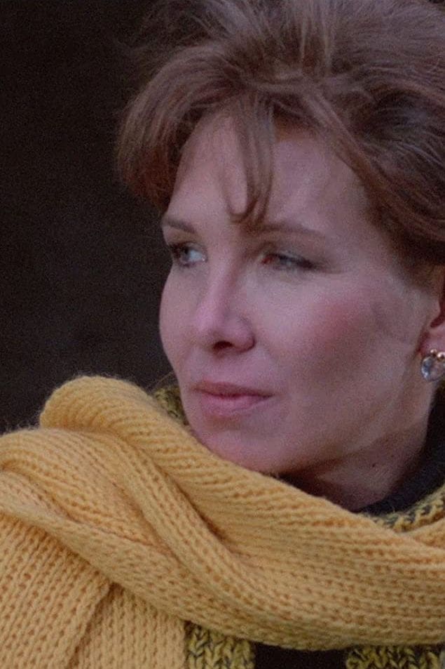 Kelly Piper - About - Entertainment.ie