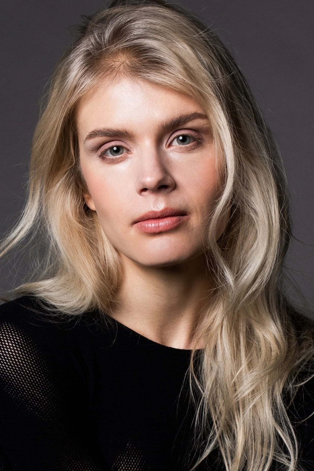 Alina Tomnikov - About - Entertainment.ie