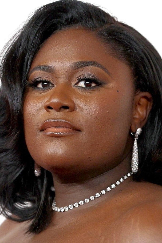 Danielle Brooks - About - Entertainment.ie