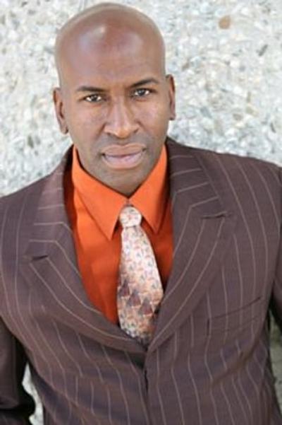 Esau McKnight - About - Entertainment.ie