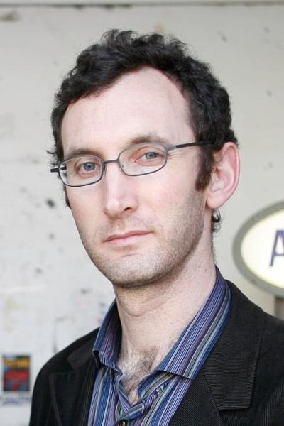 Jesse Moss - About - Entertainment.ie