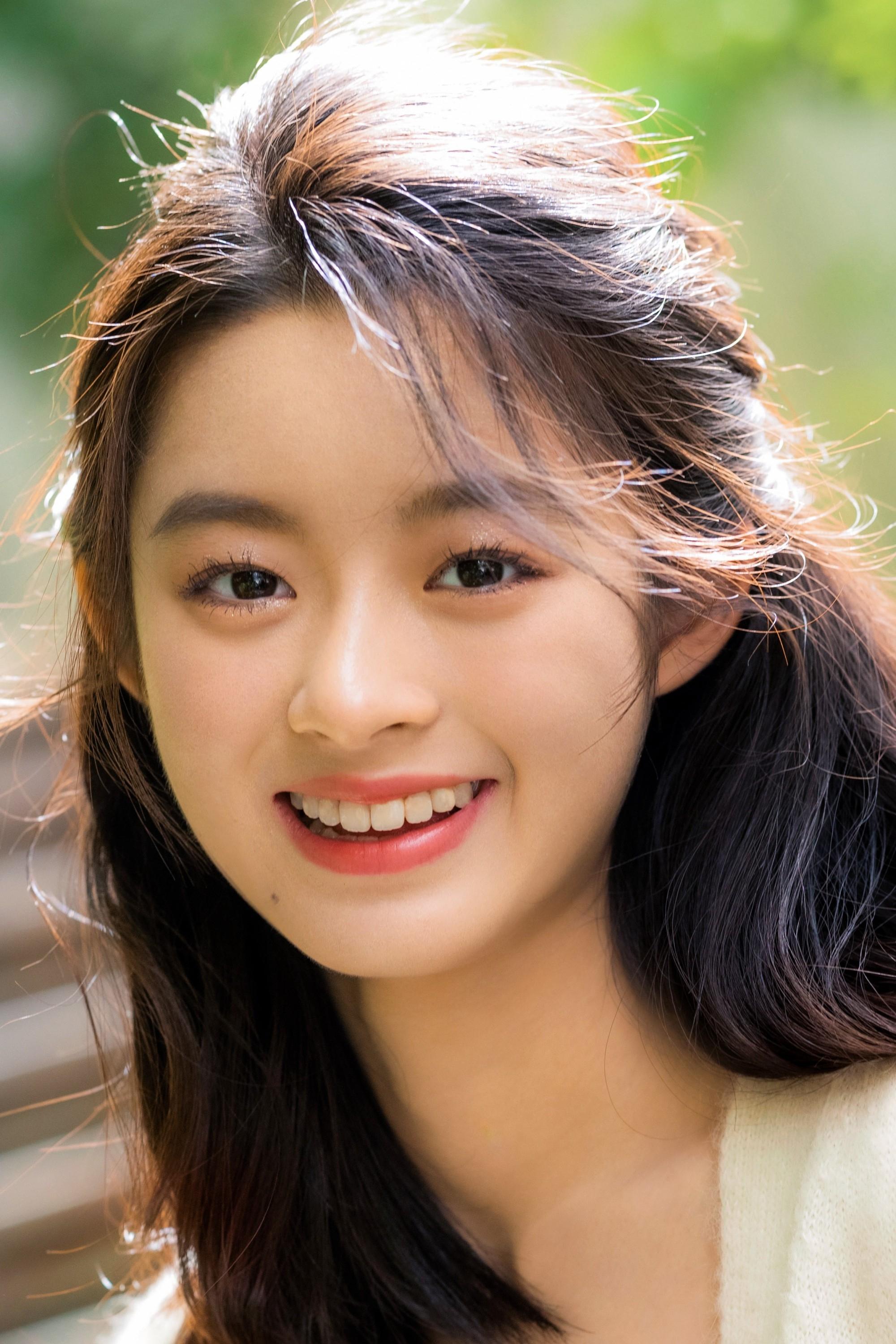 Huangyang Tiantian - About - Entertainment.ie