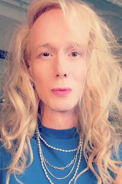 Kit Green - About - Entertainment.ie