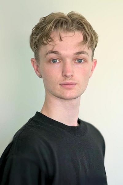 Peter Sullivan - About - Entertainment.ie