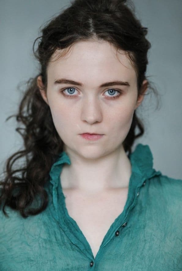 Freya Parks - About - Entertainment.ie