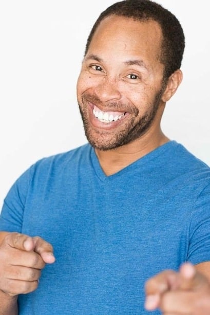 Erik Betts - About - Entertainment.ie