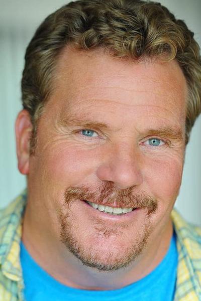 Noah Staggs - About - Entertainment.ie