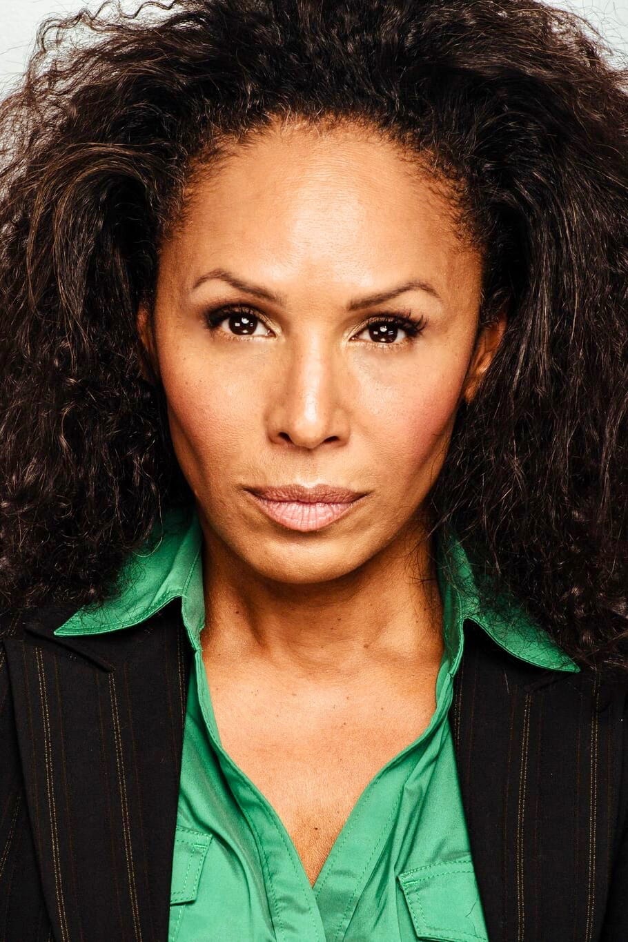 Maya Days - About - Entertainment.ie