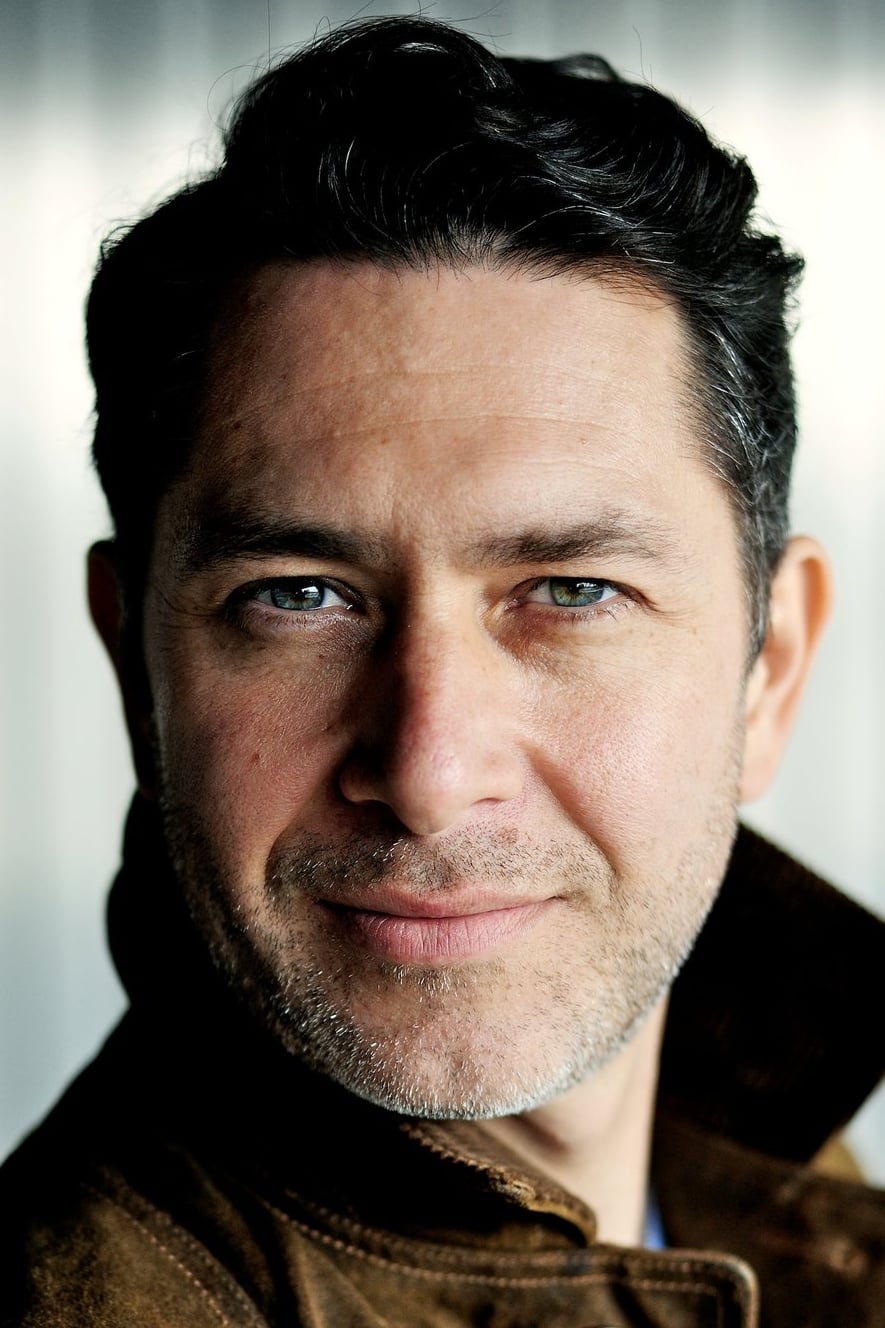 Carsten Hayes - About - Entertainment.ie