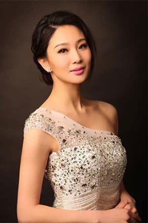 Hou Mengsha - About - Entertainment.ie