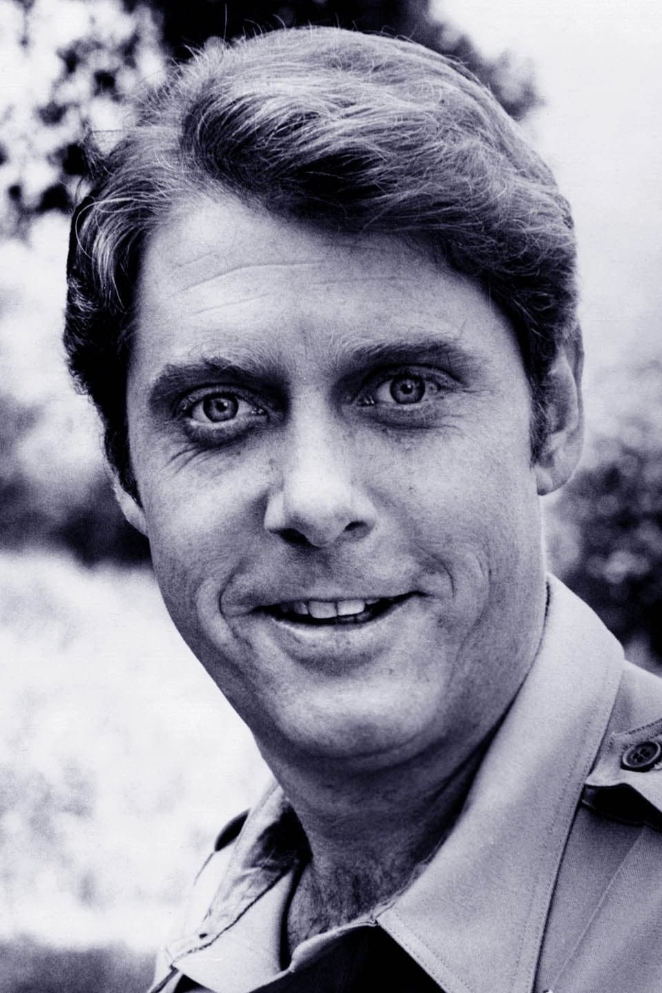 Paul Linke - About - Entertainment.ie