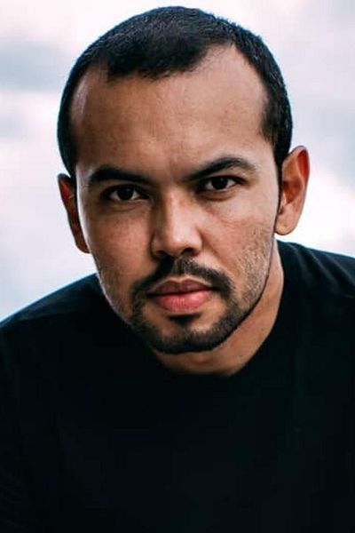 Jorge Paz - About - Entertainment.ie