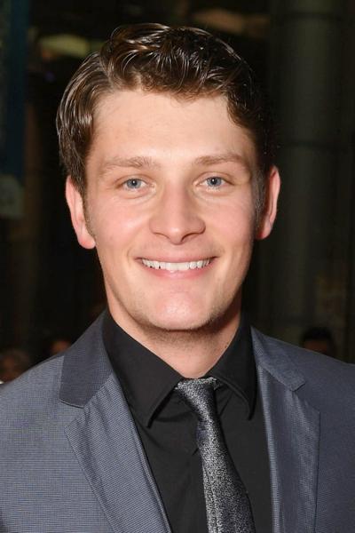 Brett Dier - About - Entertainment.ie