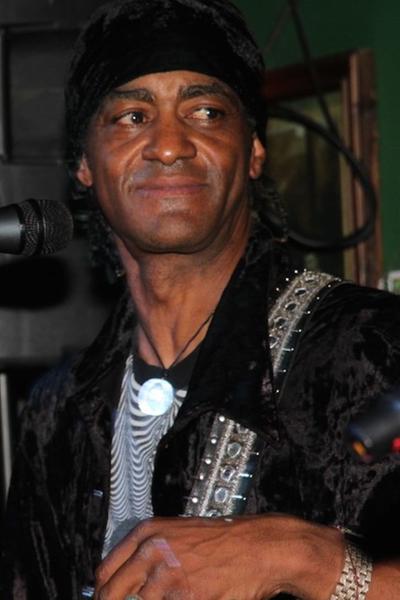 Miko Weaver - About - Entertainment.ie
